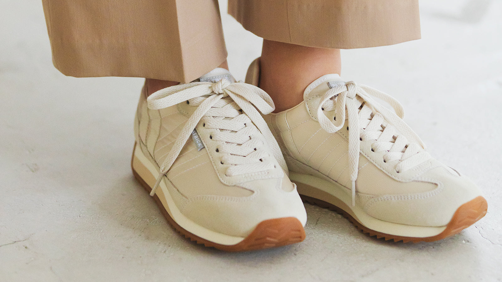 top02_096.jpg?v=1681972076